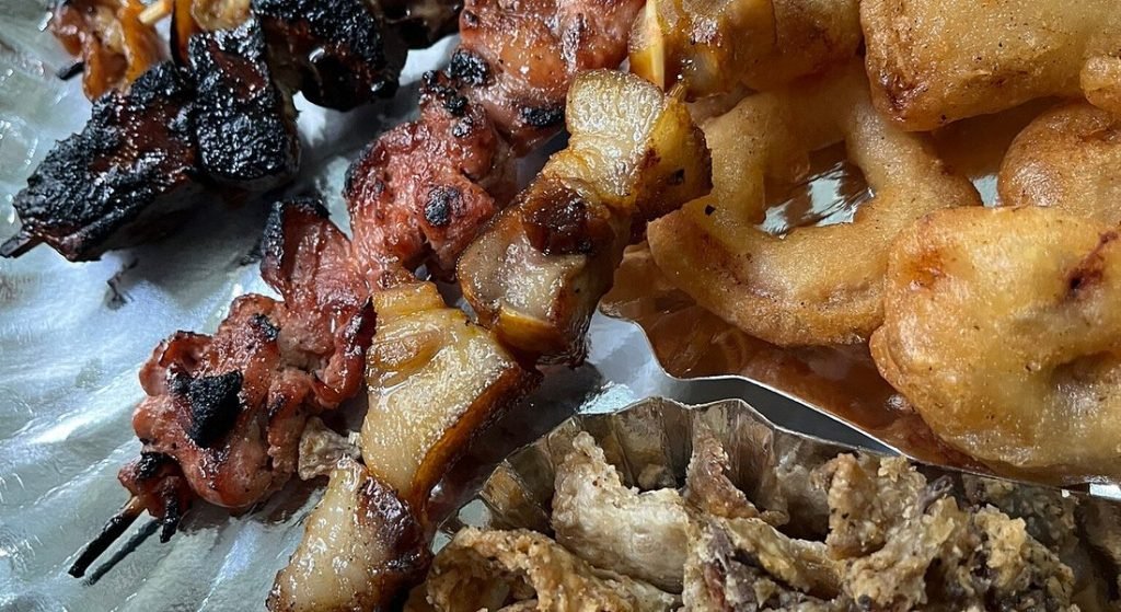 Street Food Adventures in Manila: Where to Go & What to Try (2025 Guide) - The Asia Travel